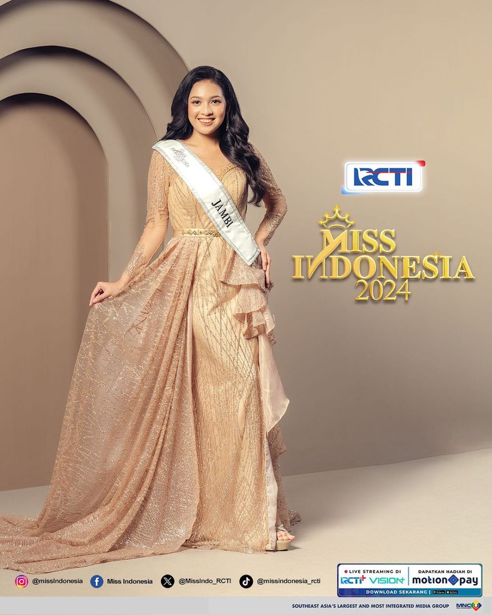 38 Potret Finalis Miss Indonesia 2024 dalam Gaun Malam