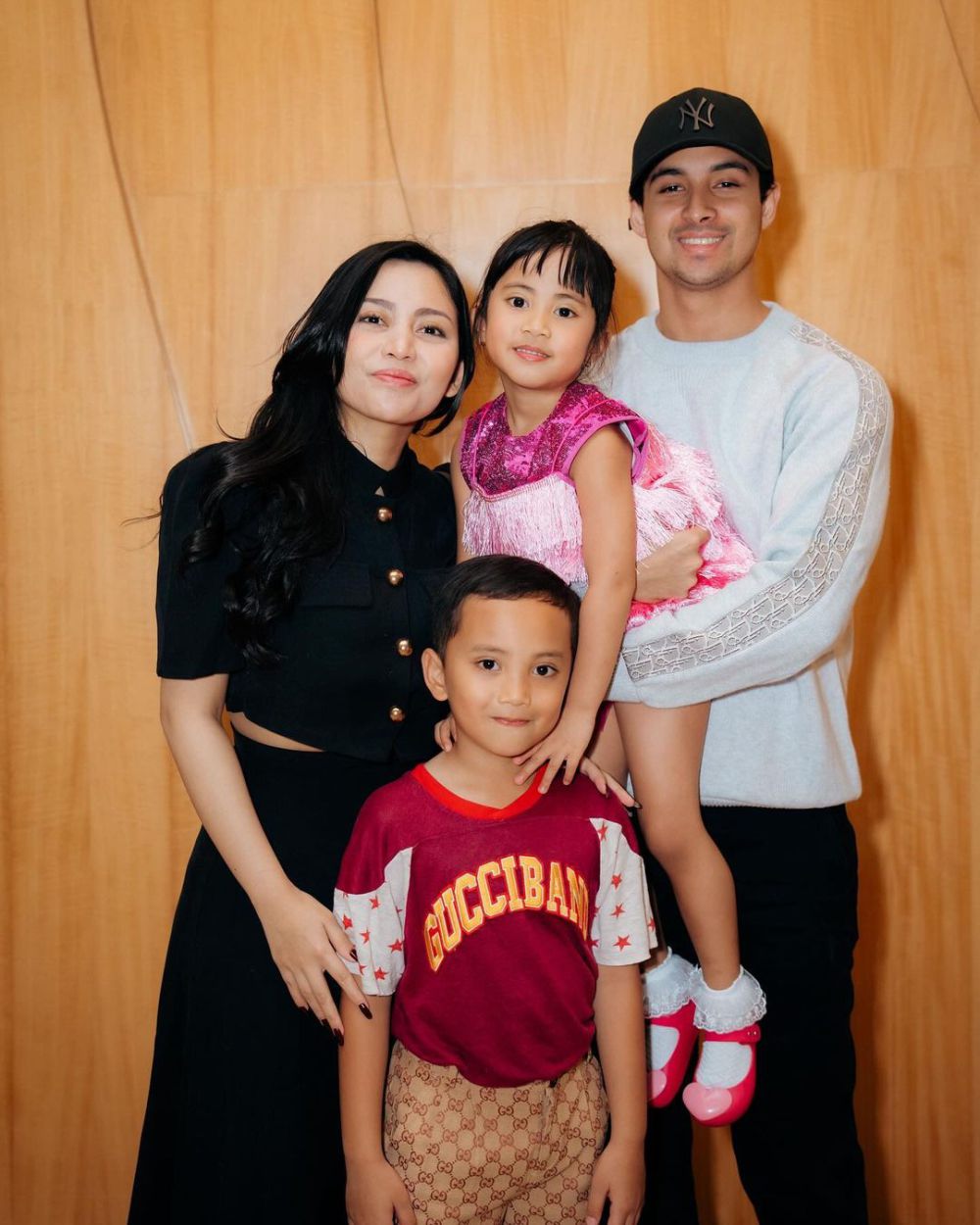 Chava Putri Rachel Vennya Tampil di Pentas Seni