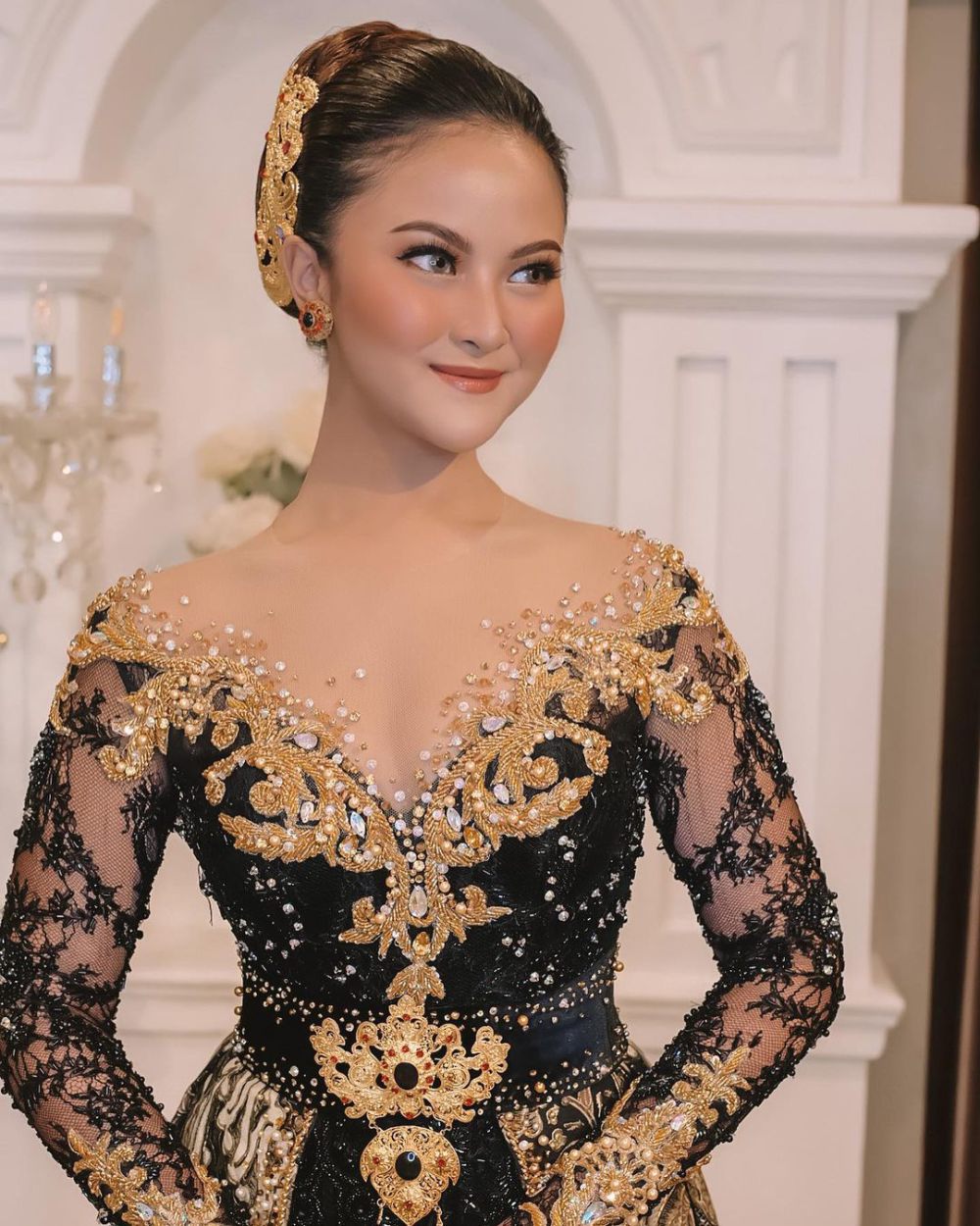 10 Makeup Untuk Berbagai Acara Ala Gabriella Larasati
