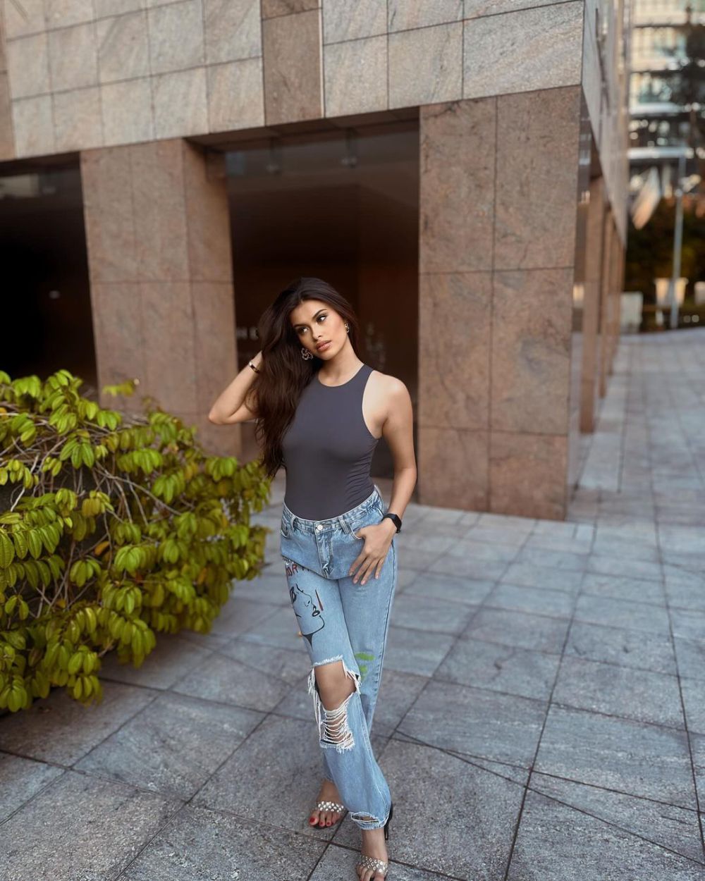 9 OOTD Stevanie Tawana Sheldrick, Simpel dan Chic Abis!