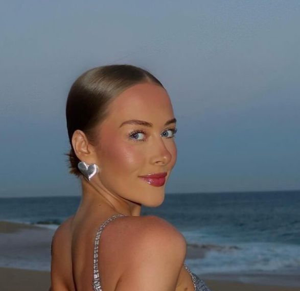 9 Inspirasi Makeup Pesta ala YouTuber Brooke Schofield