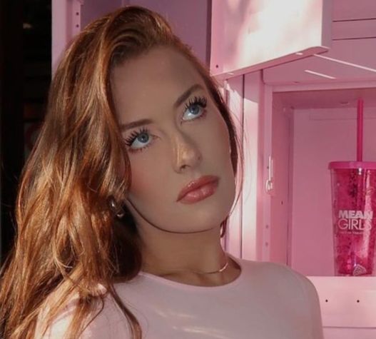 9 Inspirasi Makeup Pesta ala YouTuber Brooke Schofield