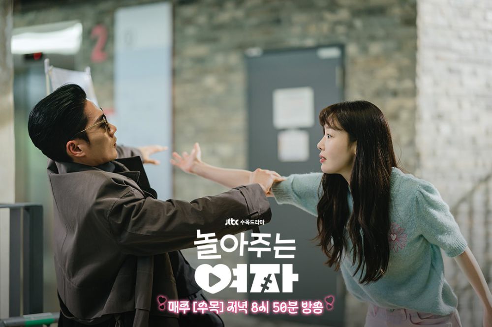 7 Adegan Kocak dalam Hidup Seo Ji Hwan di My Sweet Mobster