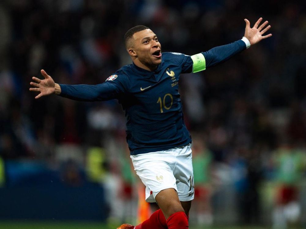Sentralitas dan Aura Kylian Mbappe di Prancis