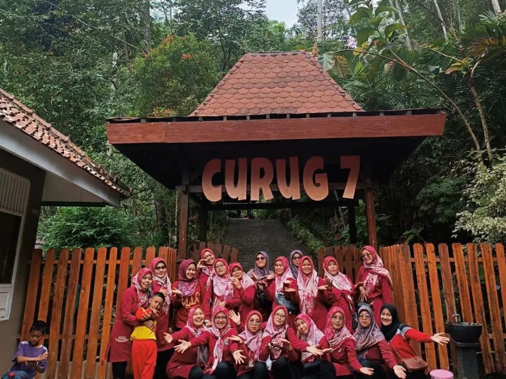 Curug Pitu Banjarnegara: Lokasi, Rute, Harga, dan Tipsnya