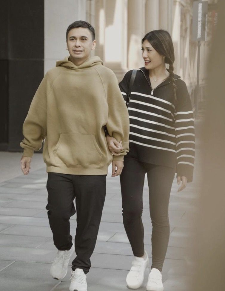 Anissa Aziza Soal Adegan Ranjang Raditya Dika - Ariel Tatum Anissa Aziza Soal Adegan Ranjang Raditya Dika - Ariel Tatum