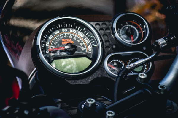 5 Tips Cegah Panel Instrumen Motor Tampak Kusam