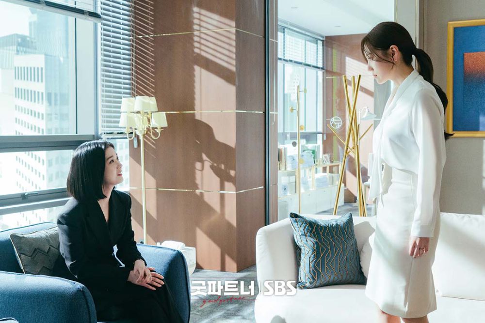 Perlawanan Choi Sa Ra terhadap Cha Eun Kyung di Good Partner