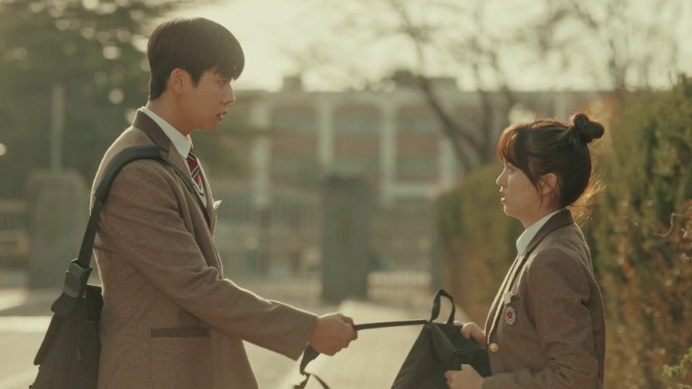 Upaya Kang Hoo Young Mendekati Lee Hong Ju Serendipity’s Emb