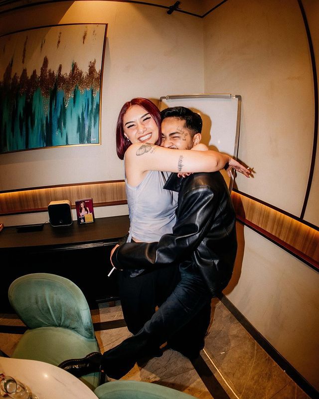 Onad dan Beby Rayakan Ulang Tahun Pernikahan