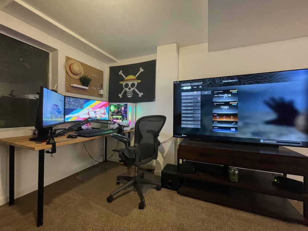 Setup Meja Bertema One Piece