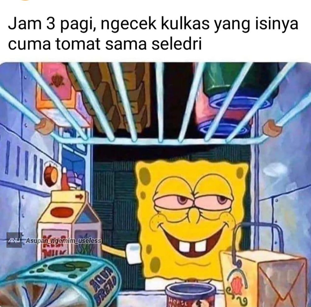 7 Meme Bergadang hingga Larut Malam, Tergoda Buka HP?