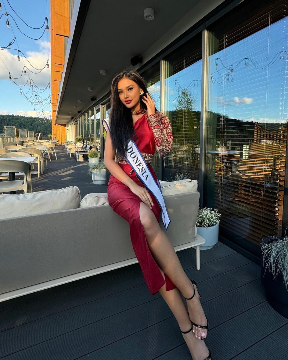 7 Potret Harashta Haifa di Karantina Miss Supranational 2024