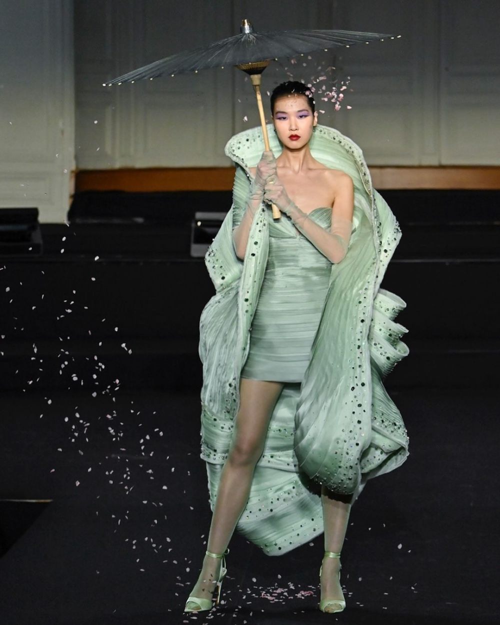 15 Koleksi Haute Couture Cheney Chan untuk Fall Winter 2024