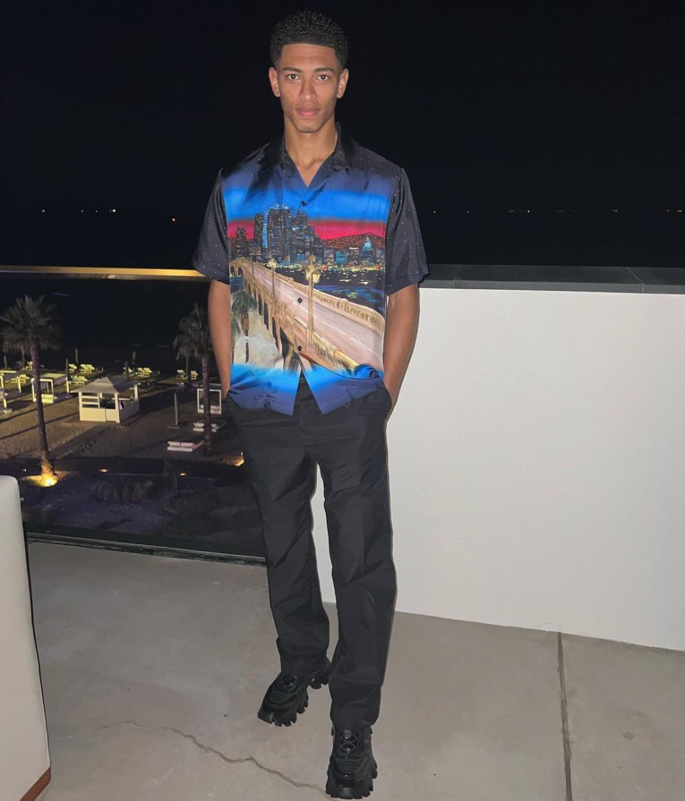 Referensi Outfit Formal ala Jude Bellingham