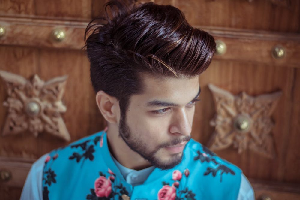 5 Model Rambut Jambul Cowok, Tampil dengan Sentuhan Klasik