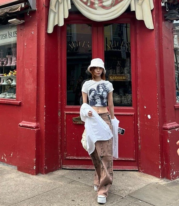 OOTD dengan Topi ala Winter aespa,