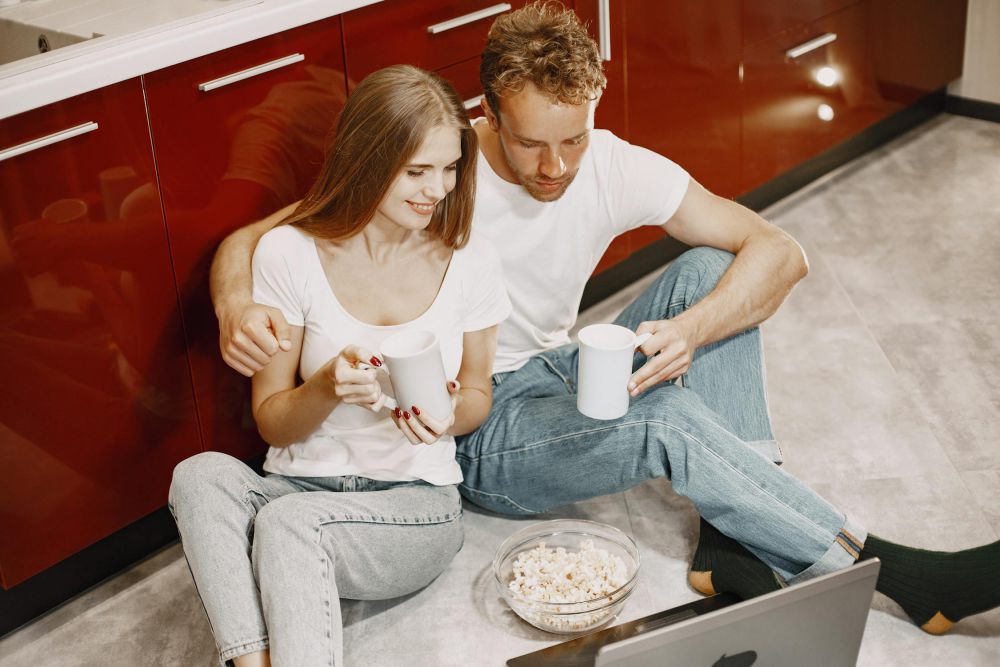 5 Manfaat Saling Berbagi Support System Antar Pasangan