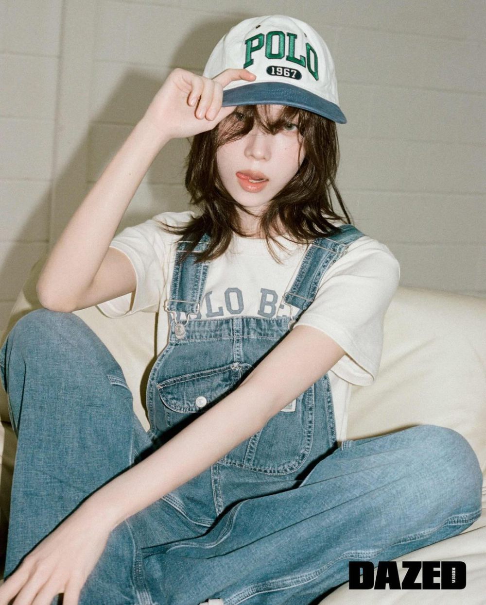 OOTD dengan Topi ala Winter aespa,