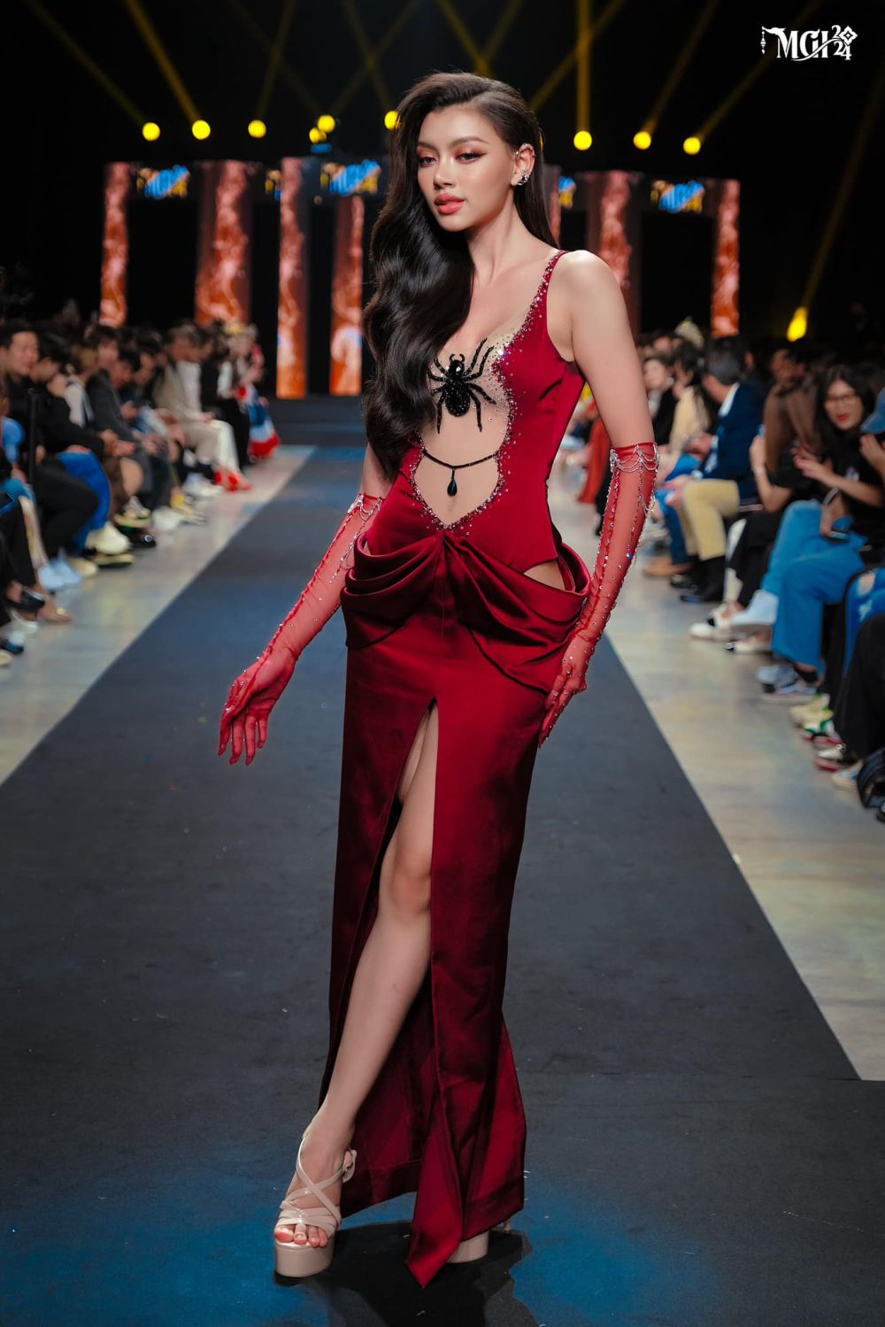 18 Gaun Malam Wakil Asia di Miss Grand International 2024