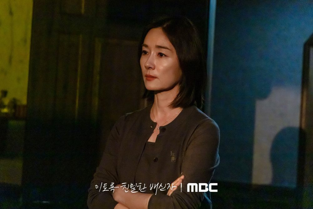 Dugaan Penyebab Depresi Yoon Ji Soo di Drakor Doubt