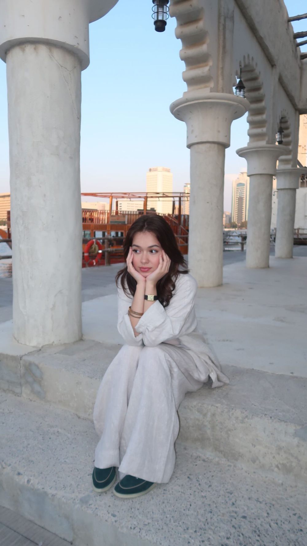 Potret Rebecca Klopper Liburan ke Dubai, Mengunjungi Al Seef