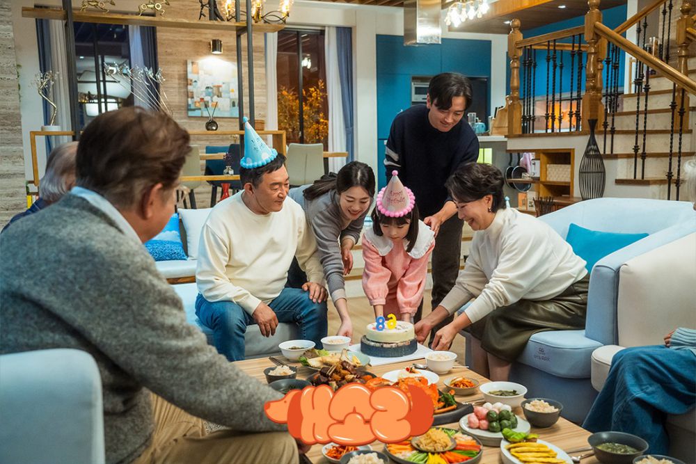 8 Momen Kebersamaan Senior Avengers di Dog Knows Everything