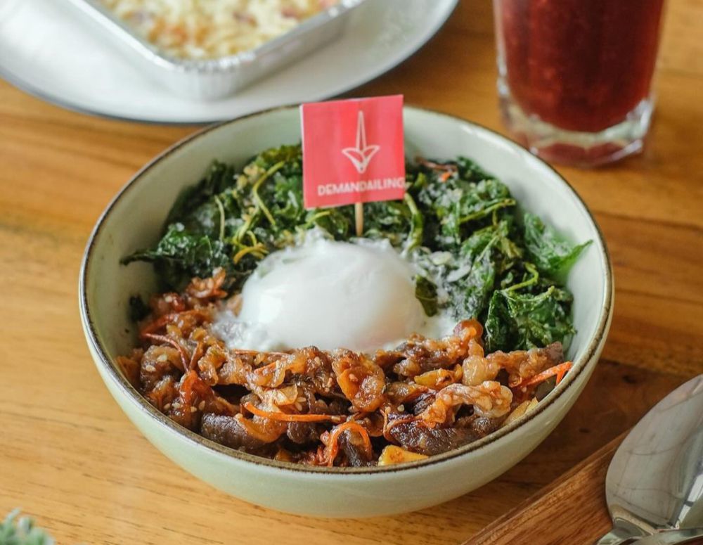 3 Spot Lunch di Sekitar MERR Surabaya, Nyaman dan Estetik!