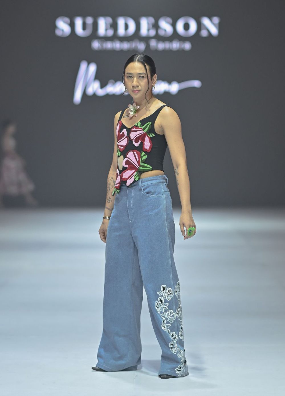 10 Koleksi Suedeson di JFW 2025, Fokus pada Keindahan Floral