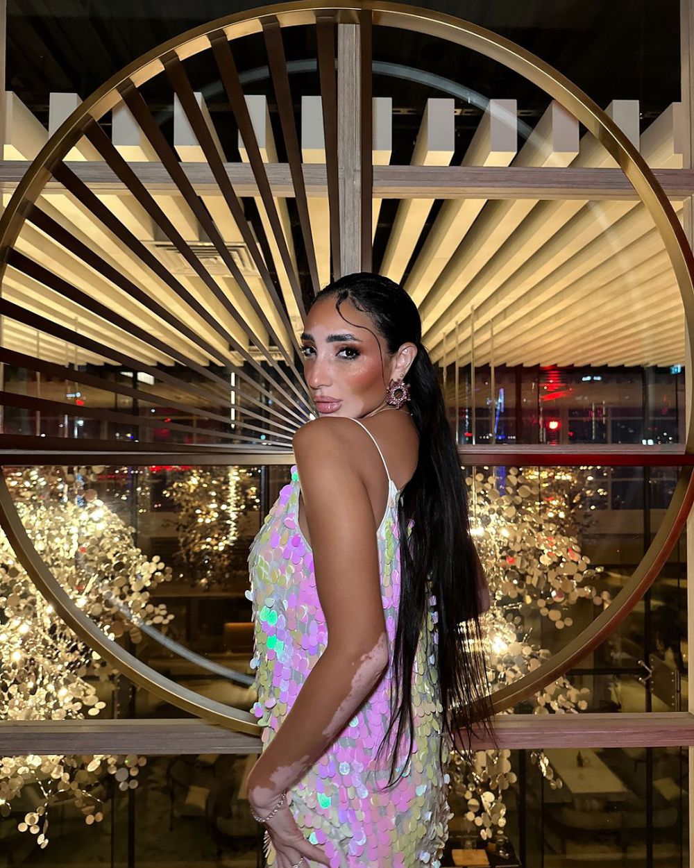 7 Potret Miss Universe Mesir 2024 Logina Salah, Inspiring!