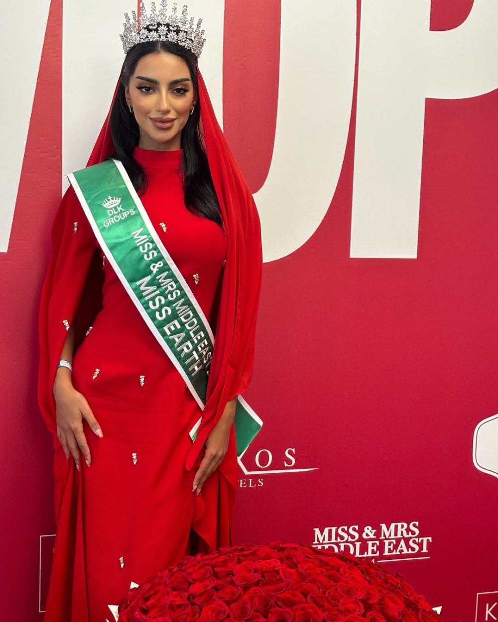 7 Potret Miss Earth Uni Emirat Arab 2024 Noura Al Jasmi