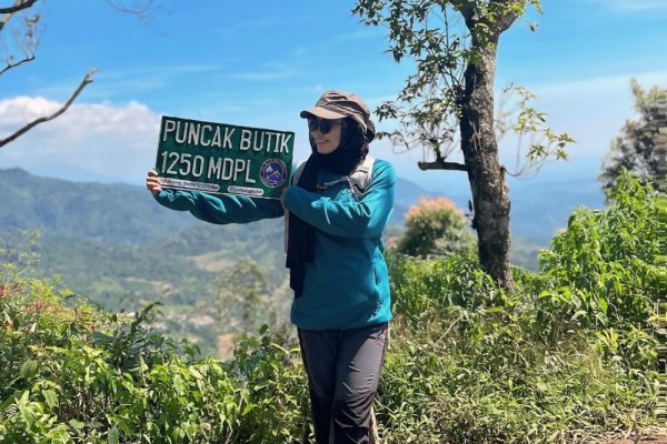 Informasi Wisata Gunung Butik Bogor