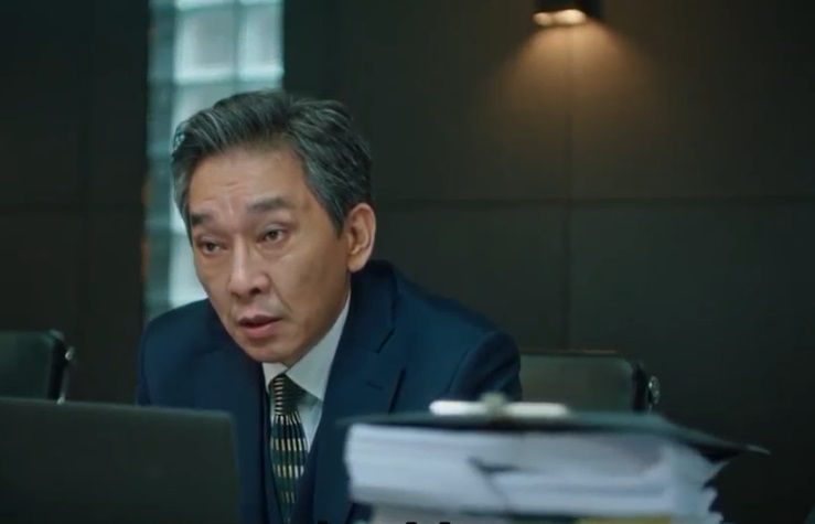 Senjata Makan Tuan yang Dong Man Buat di Parole Examiner Lee