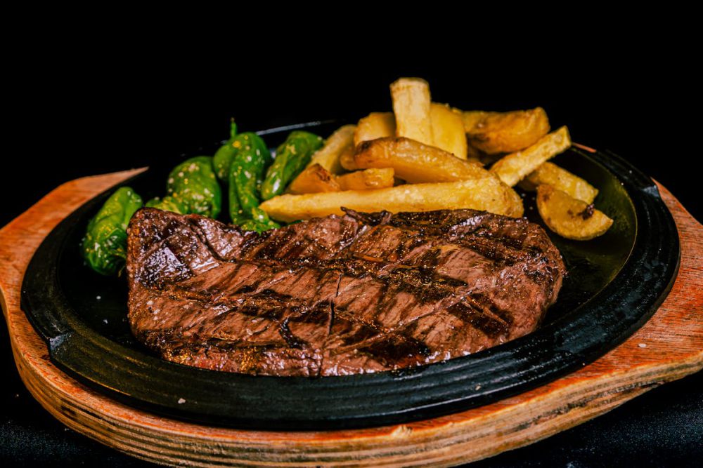 Jenis Steak Populer yang Mengalami Proses Dry Aging
