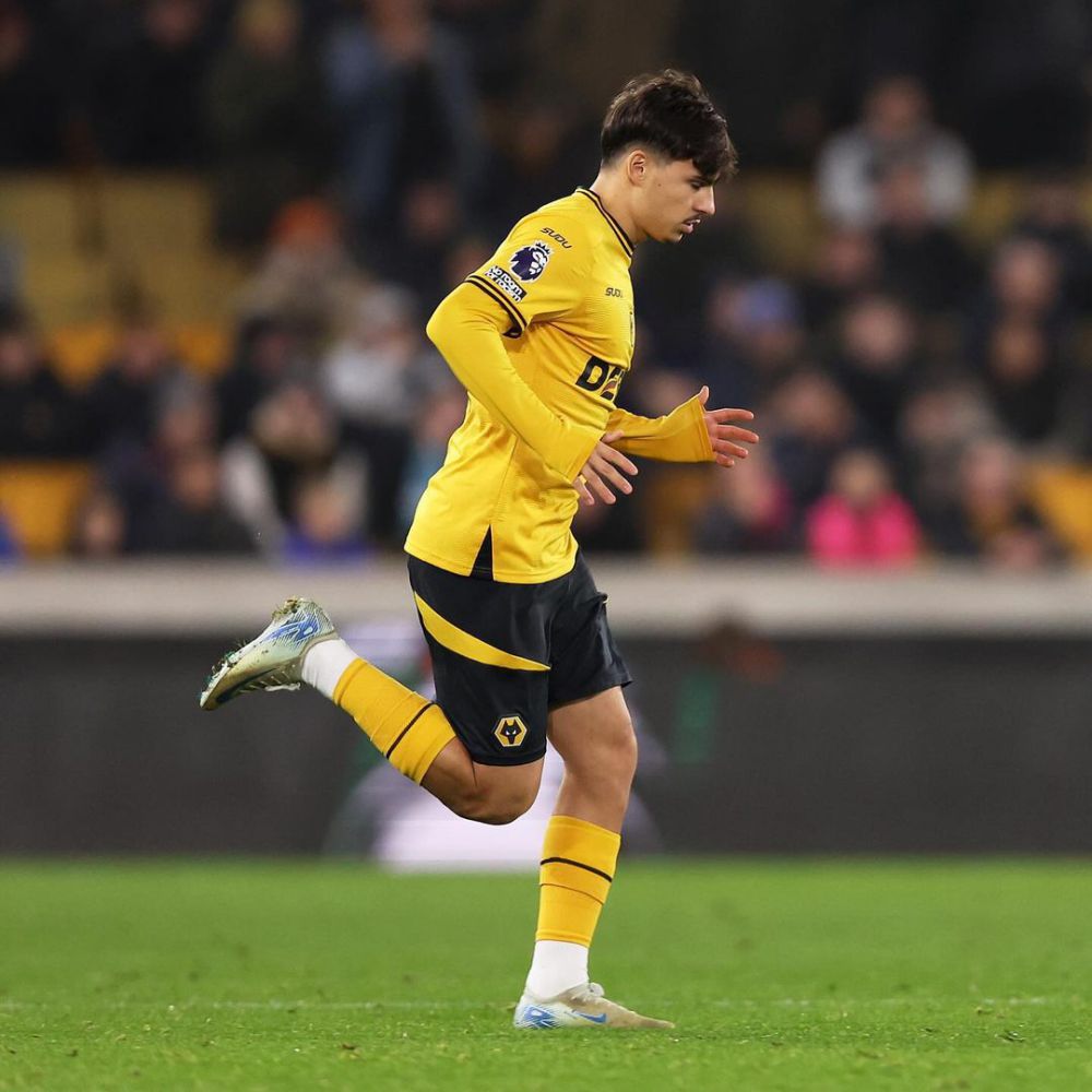 Performa 3 Gelandang Baru Wolverhampton pada Awal 2024/2025