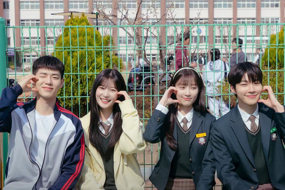 7 Kemiripan Yoon Ju Won dan Kang Hae Jun di Family by Choice