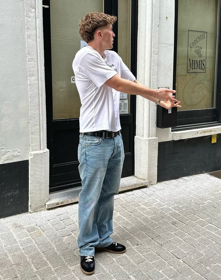 9 Inspirasi Outfit Skena ala Ole Romeny, Outstanding!