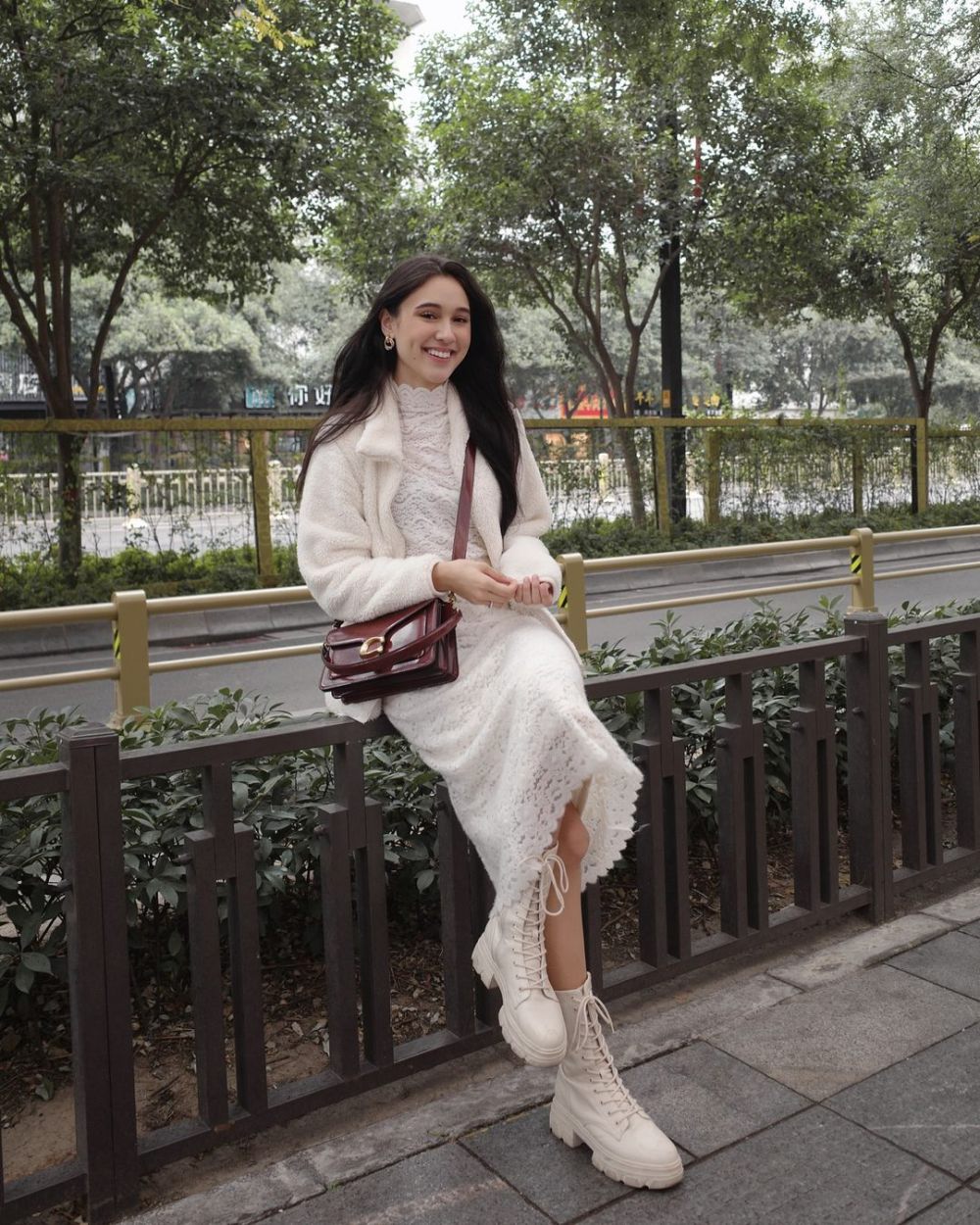 12 OOTD ala Pemain Film Bila Esok Ibu Tiada, Elegan Semua!