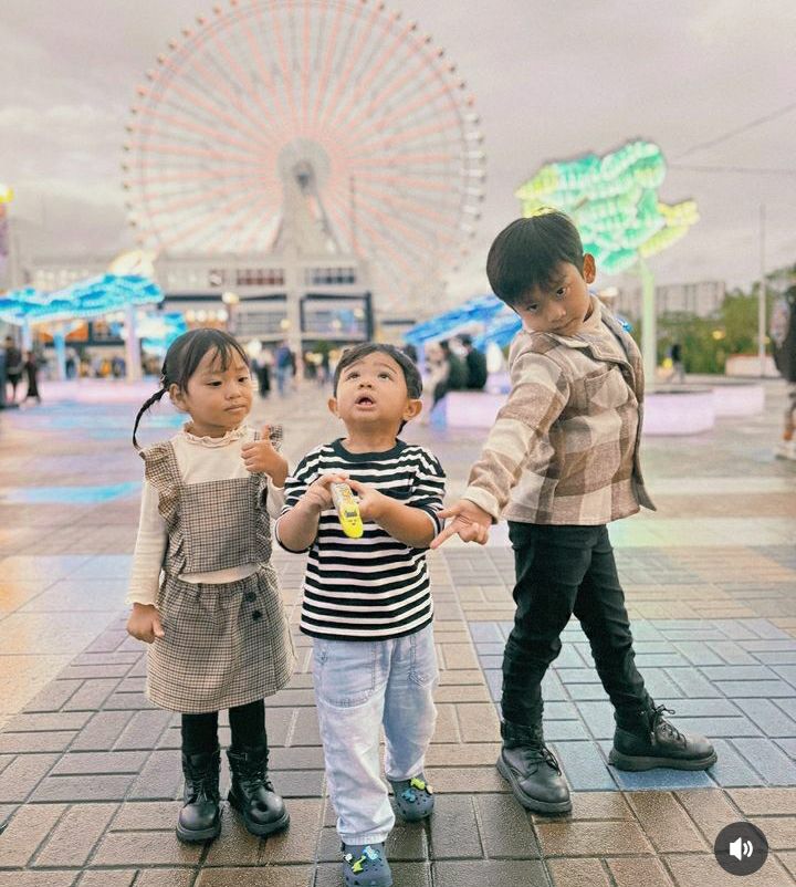 10 Momen Pertemuan Keluarga Abe Cekut dan Ritsuki, Akrab!