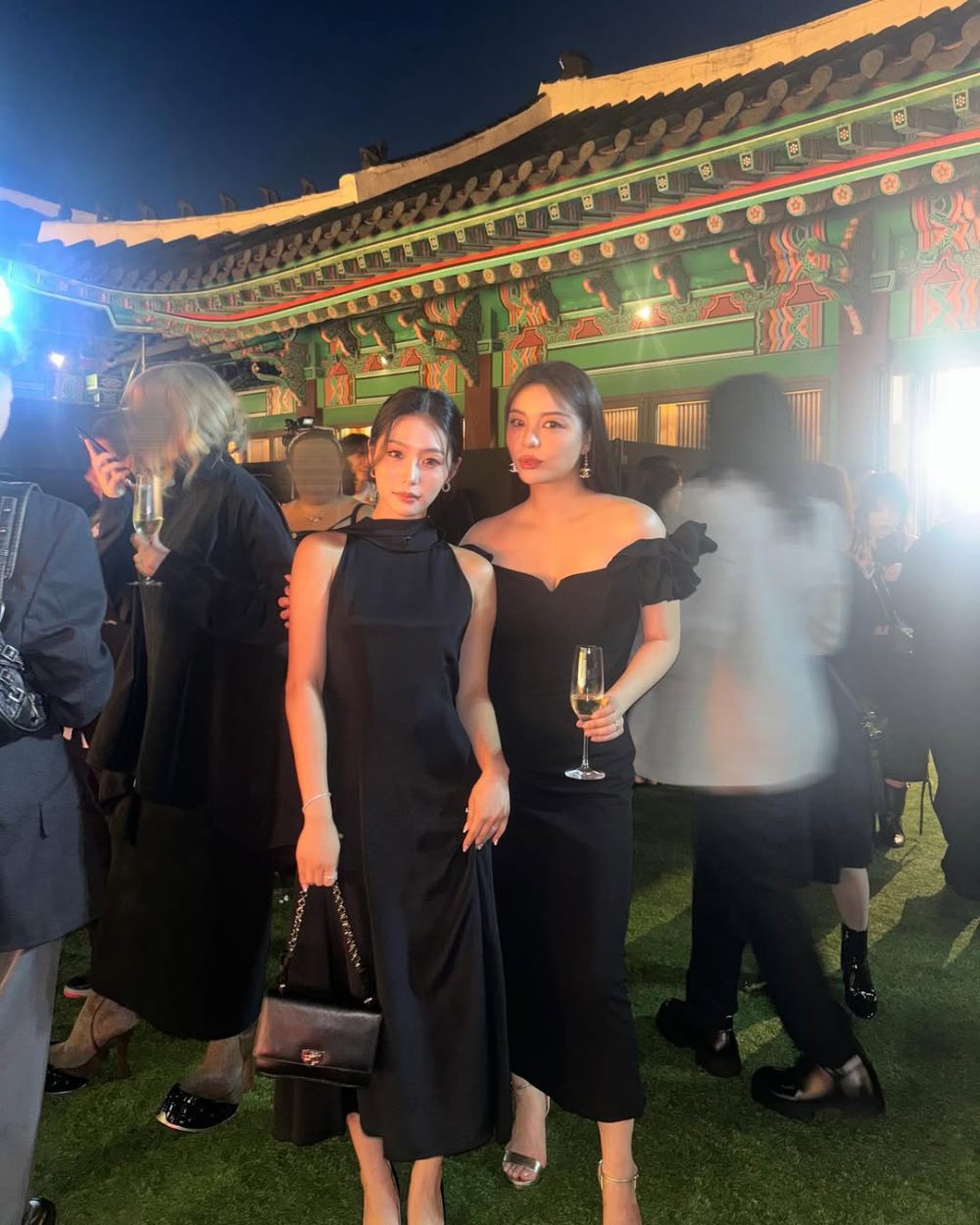 9 Inspirasi OOTD ala Amy Flamy, Cute Banget!