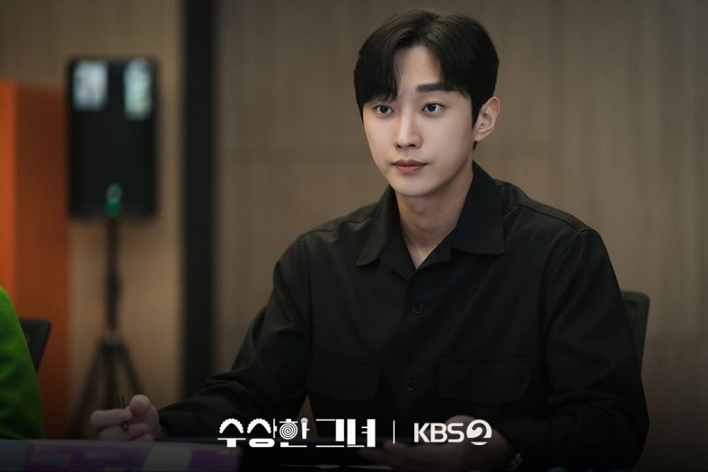 7 Tindakan Impulsif Daniel Han Karena Emily di Who Is She