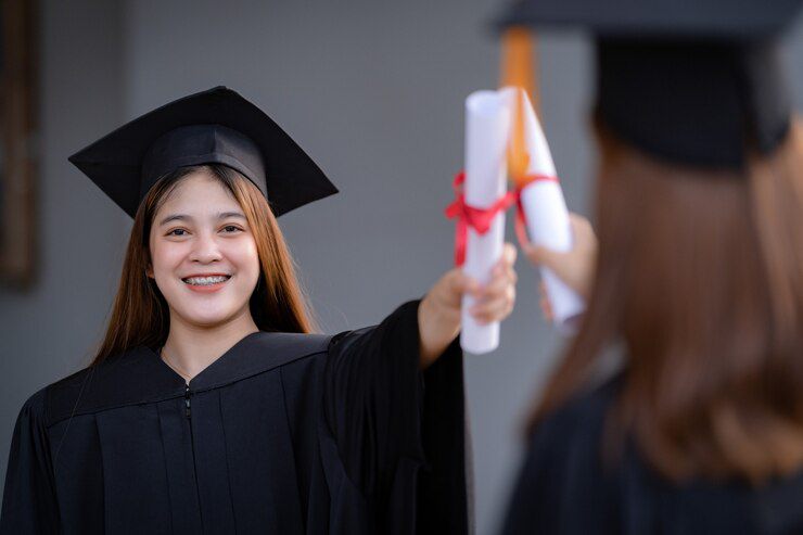 Dari Data BPS, Ini Suku dengan Lulusan Sarjana Terbanyak Dari Data BPS, Ini Suku dengan Lulusan Sarjana Terbanyak