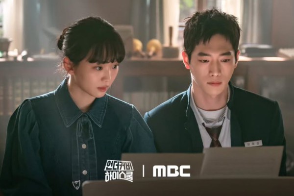 4 Peran Soo A dalam Misi Hae Seong di Undercover High School