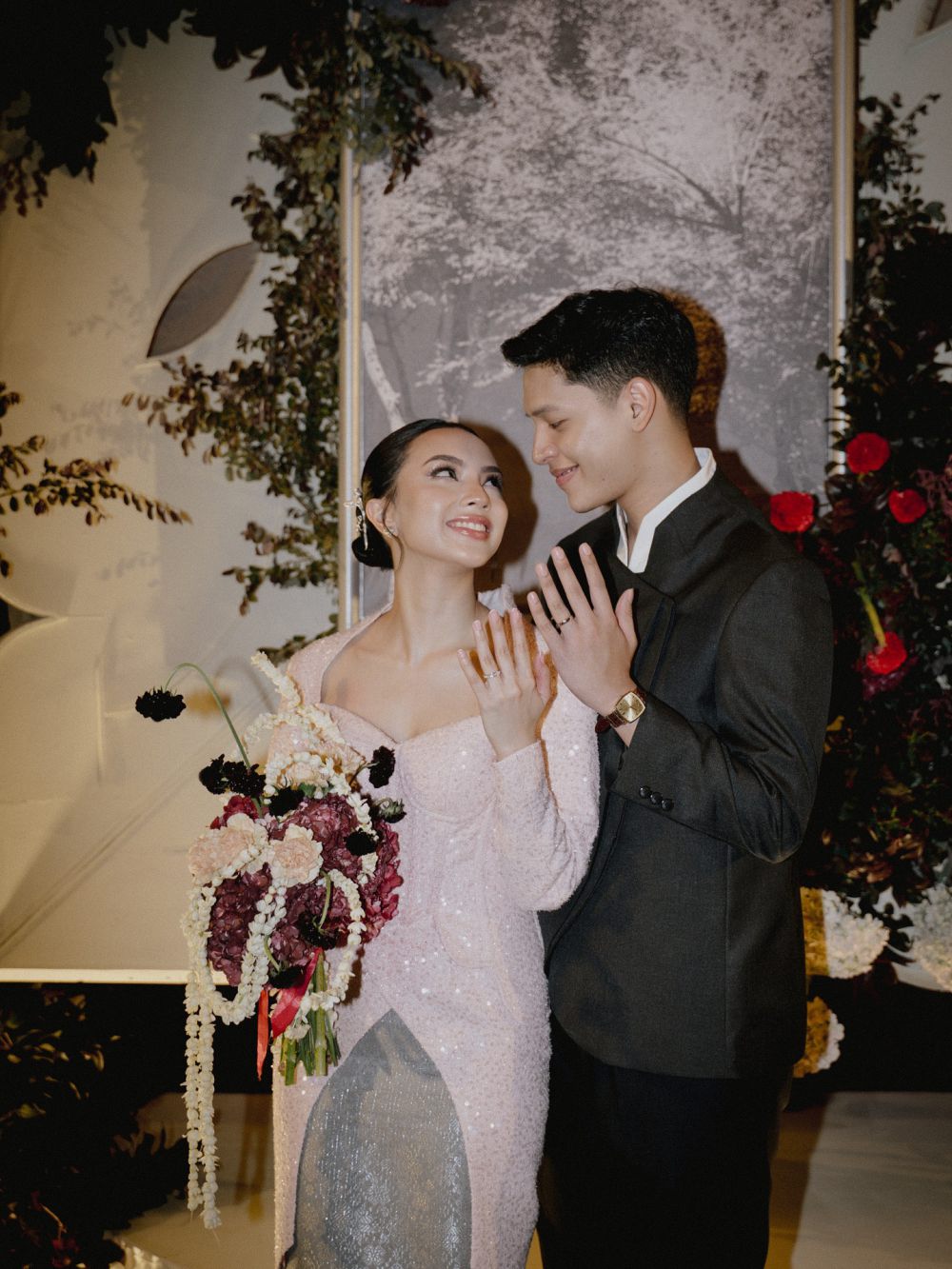 Potret Pertunangan Adikara dan Nazla Alifa, Digelar Intimate