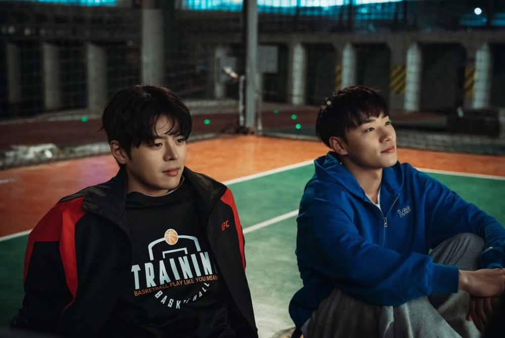 4 Sisi Positif Park Hu Min di Weak Hero Class 2