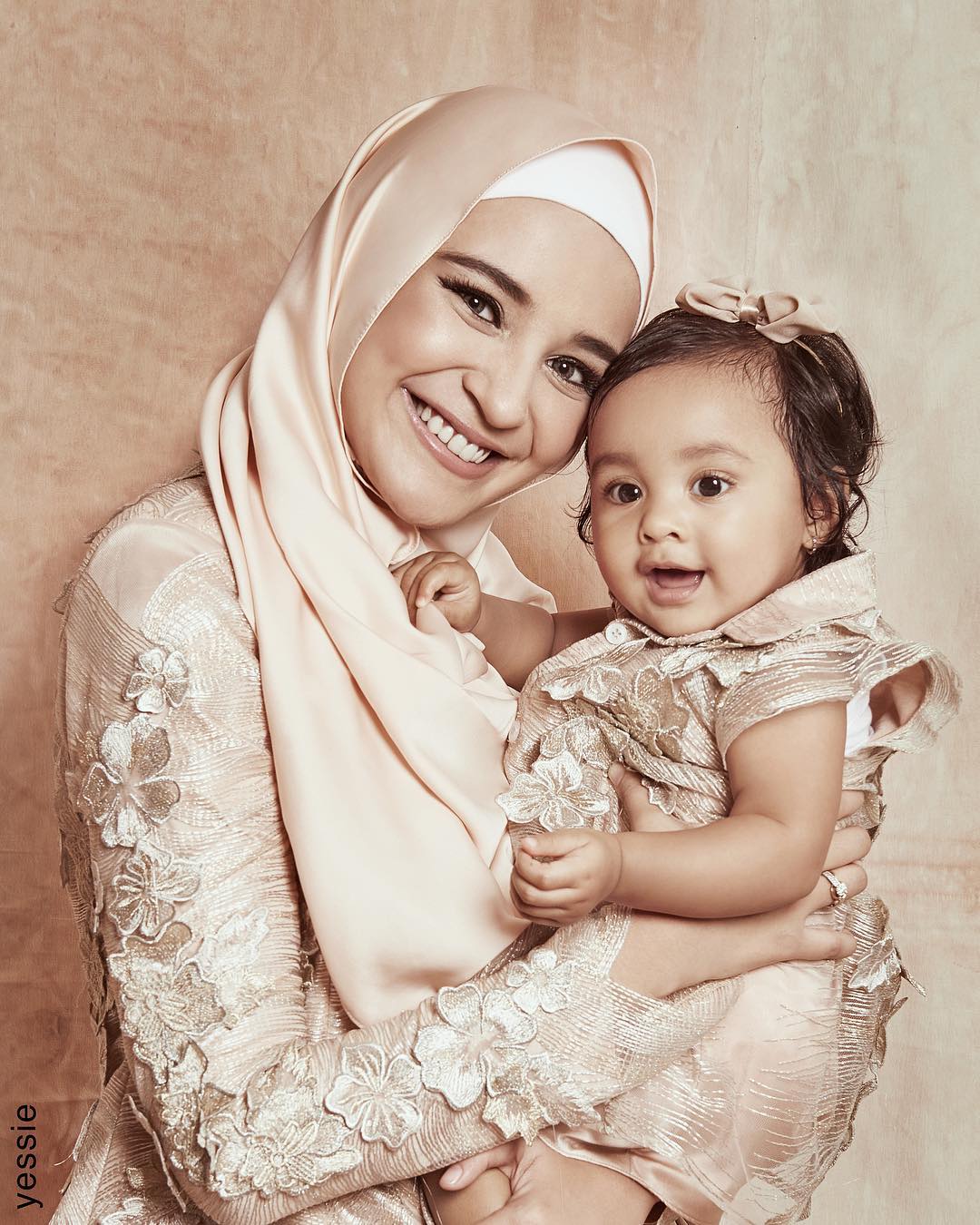 Belum Setahun, Imutnya 10 Bayi Artis Ini Sudah Curi Perhatian Belum Setahun, Imutnya 10 Bayi Artis Ini Sudah Curi Perhatian
