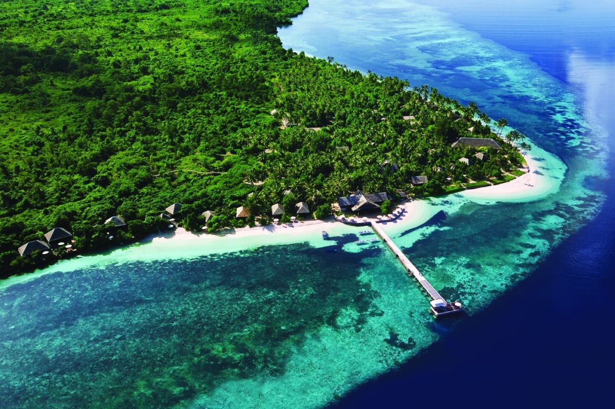 7 Surga Dunia di Indonesia yang Gak Bisa Dilewatkan Para Traveler | IDN ...