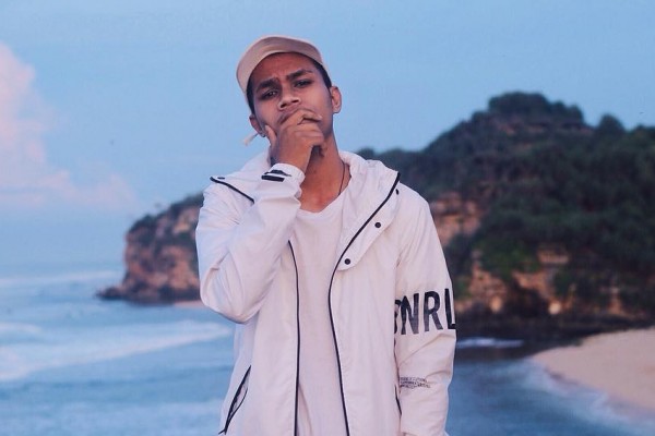 Tereleminasi di Top 10, Begini Gaya Kevin Idol yang Kece Abis