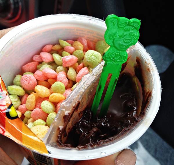 20 Jajanan SD yang Bikin Kita Susah Move On, Gemesin Banget! | IDN Times