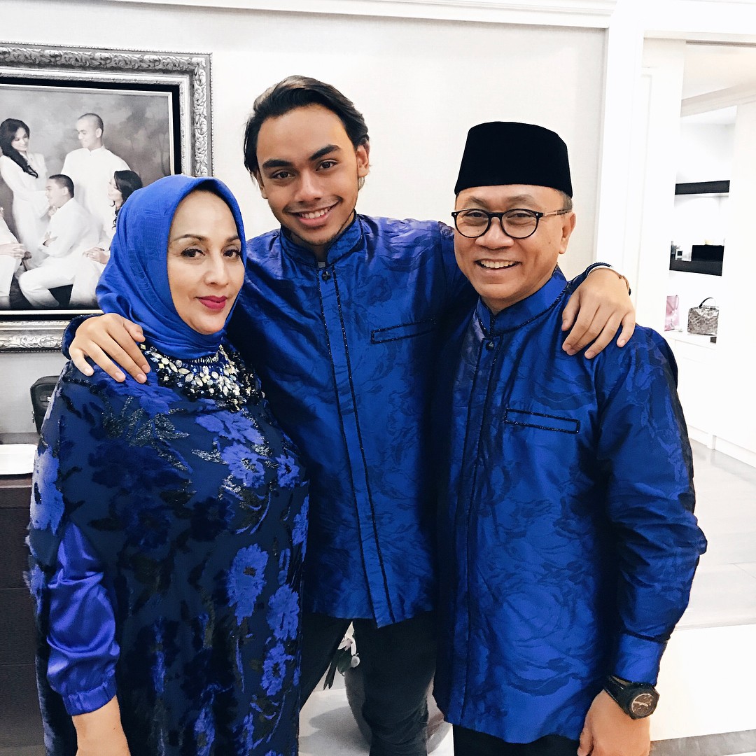 10 Gaya Rafi Haikal, Anak Ketua MPR Teman Dekat Valerie Thomas | IDN Times